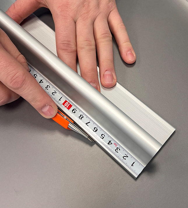 Safety ruler 55 cm made of aluminium with anti slip coating